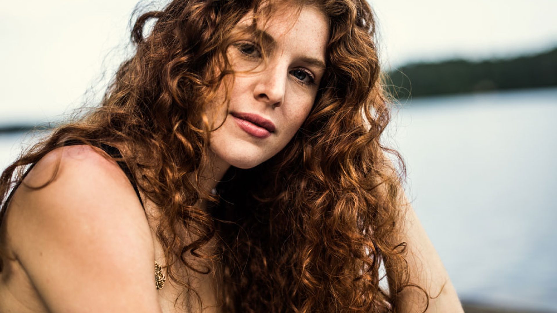 3 Very Necessary Steps For Detangling Long Wavy & Curly Hair ...
