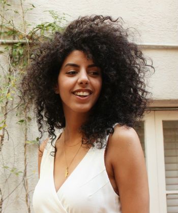 What It's Like Wearing Natural Hair as an Arab American Woman ...