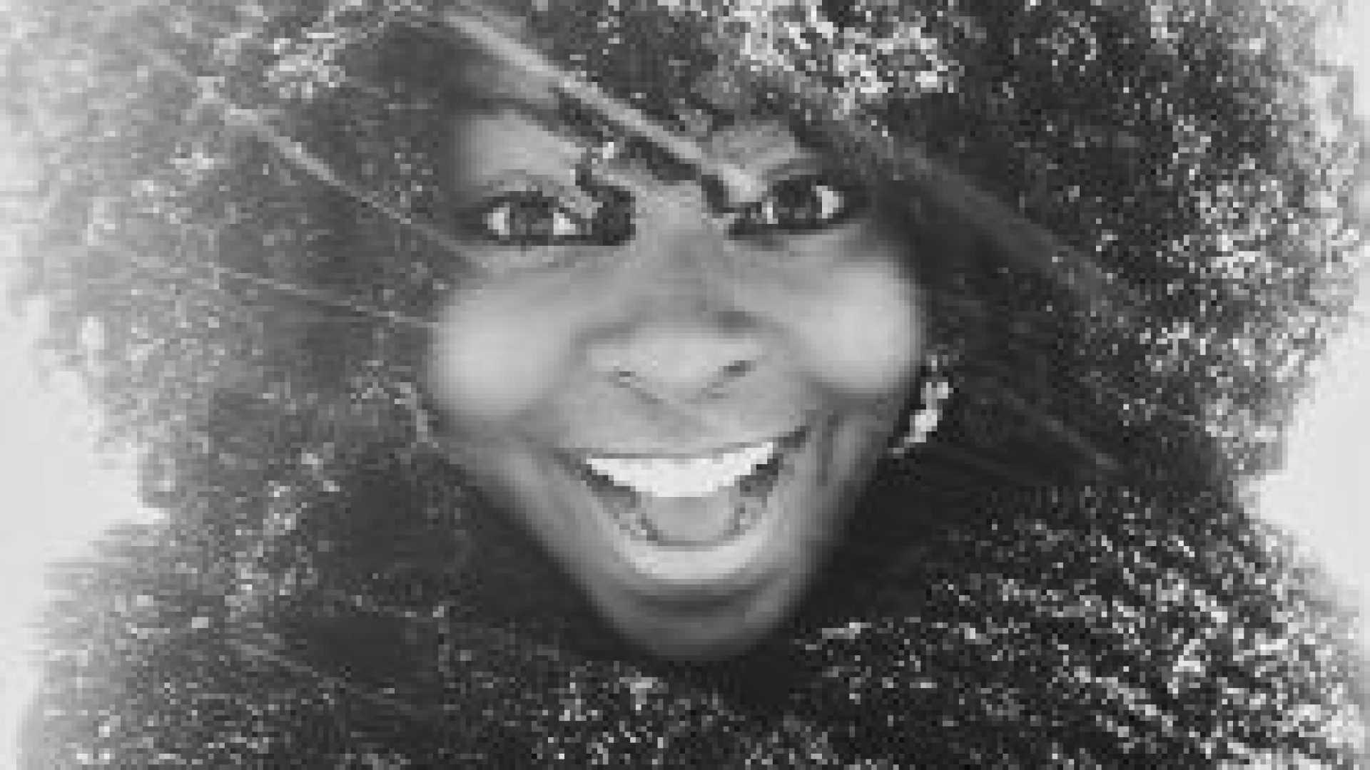 This Is Why Your Curly Hair Freaks Out in Cold Weather | Beautycon.com