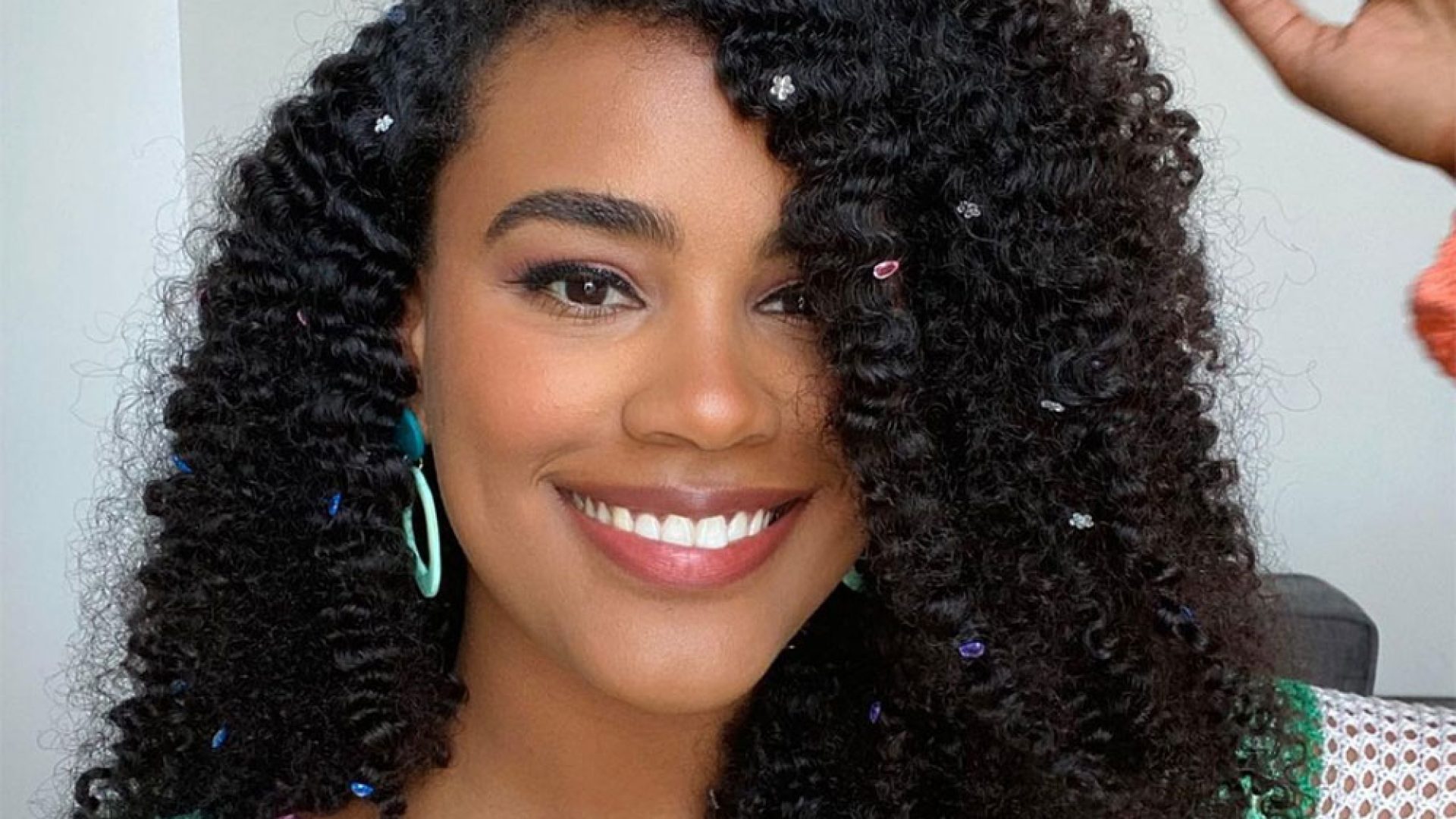 13 Easy Festival Hairstyles for Curly Hair You Can Rock Anytime ...