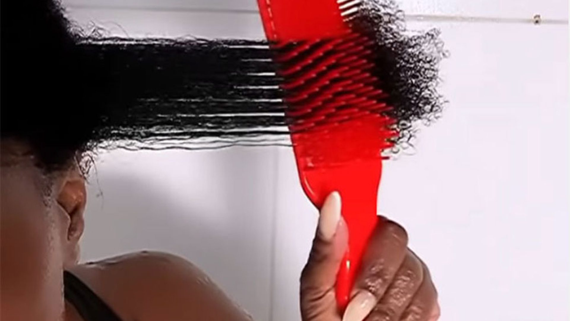 Should You Detangle Wet or Dry? It Depends... | Beautycon.com