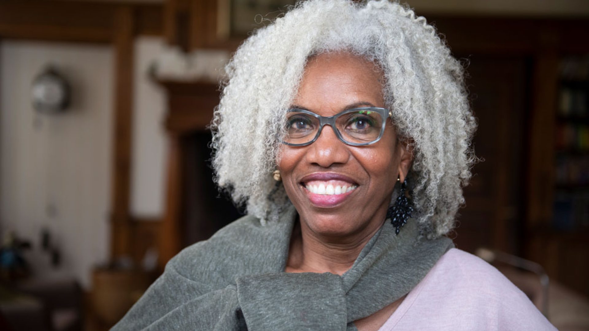 What to Know About Going Natural When You're Older | Beautycon.com