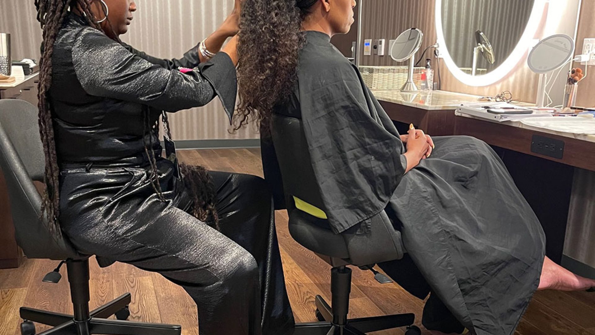 Celebrity Stylist Njeri Radway Talks Box Braids & Michelle Obama's Hair ...